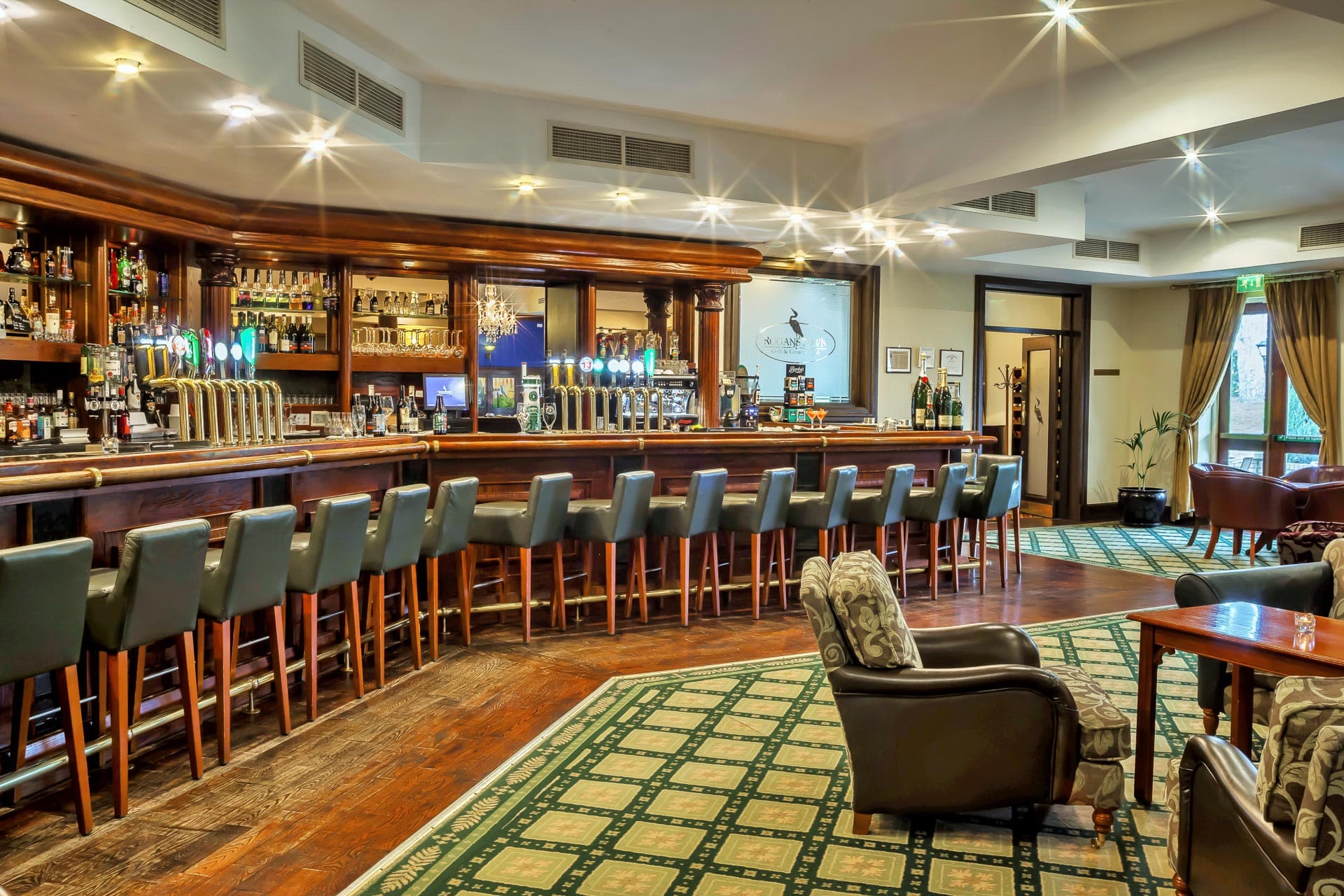 Restaurant & Bar - Roganstown Hotel